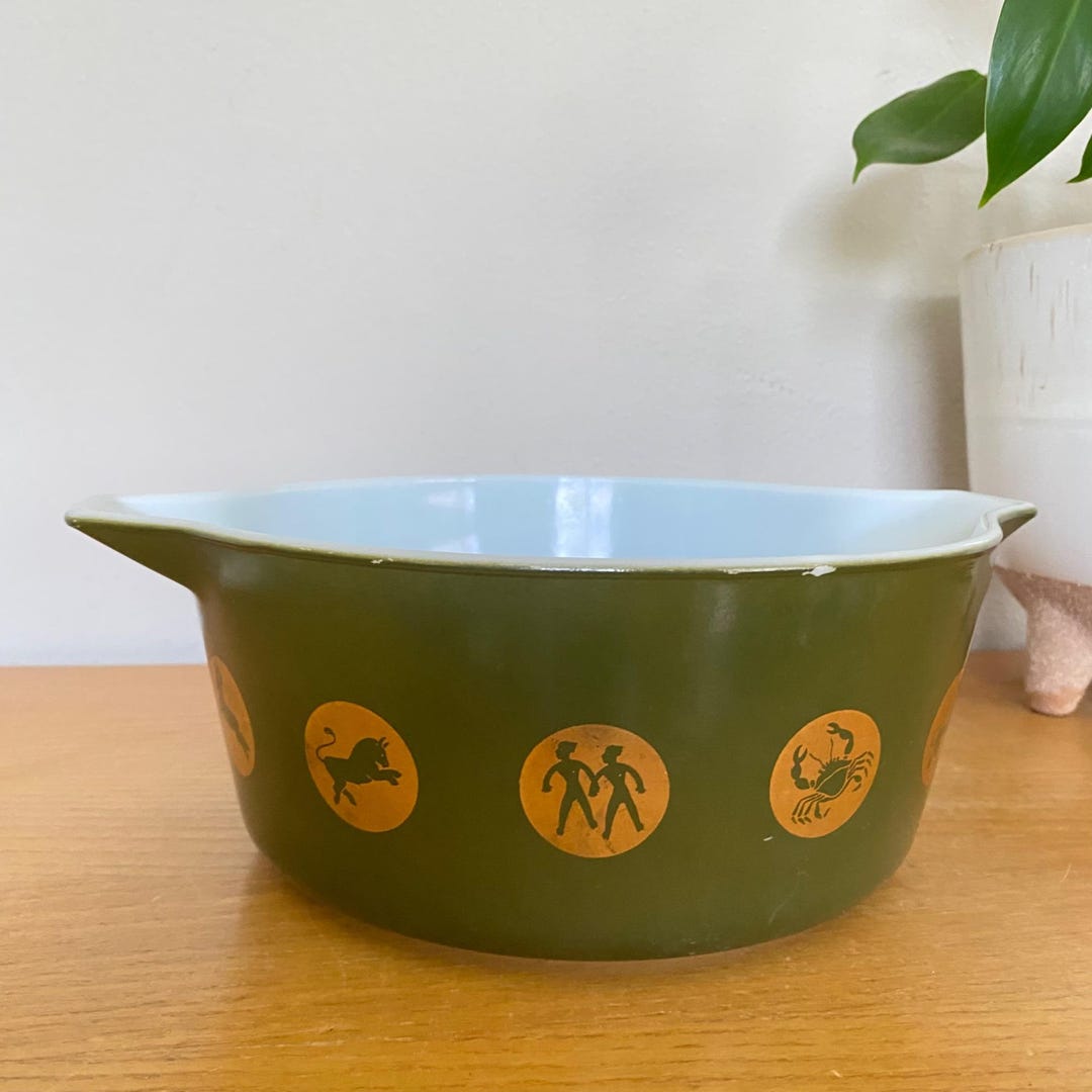 Vintage 1961 Pyrex Zodiac Astrology Casserole Dish 475-B Green/gold MCM ...