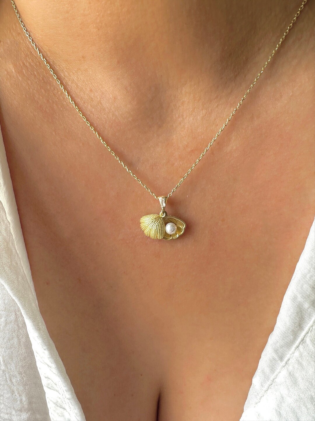 Pearl in Seashell Pendant, Cockle Shell Necklace, Dainty Seashell ...