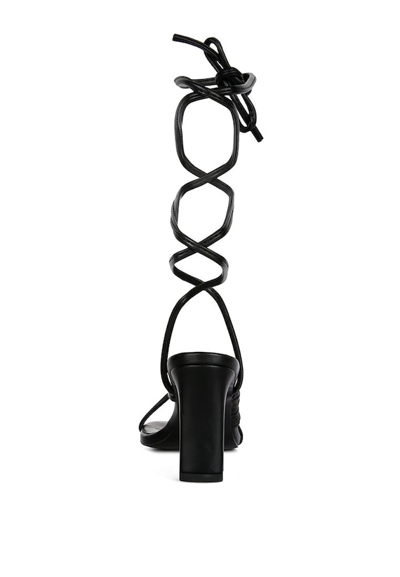 Xuxa Sandals