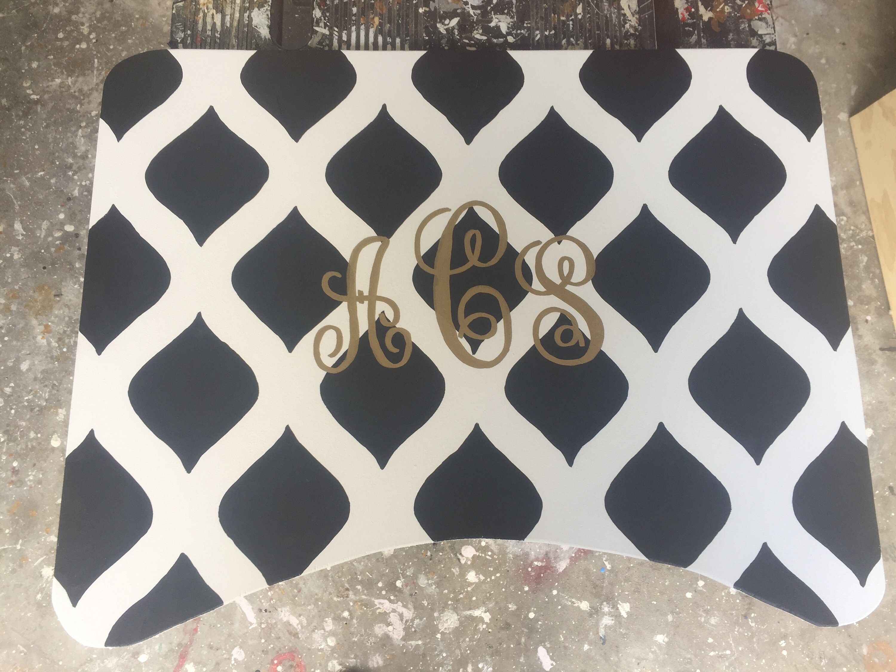 Lattice Pattern With Name or Monogram - Large Lapboard - Etsy