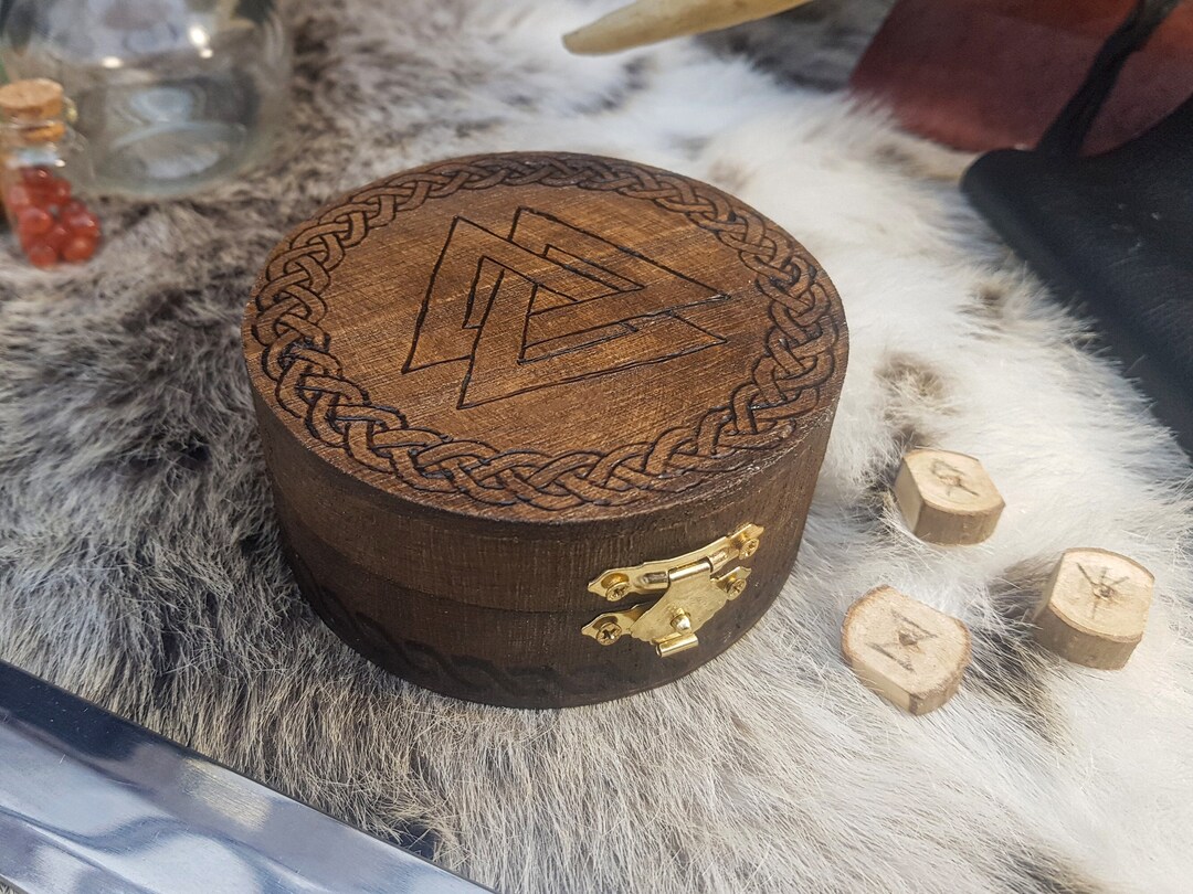 Valknut Viking Box - Hand Burnt Round Celtic Box, Small Wooden Dnd Dice ...