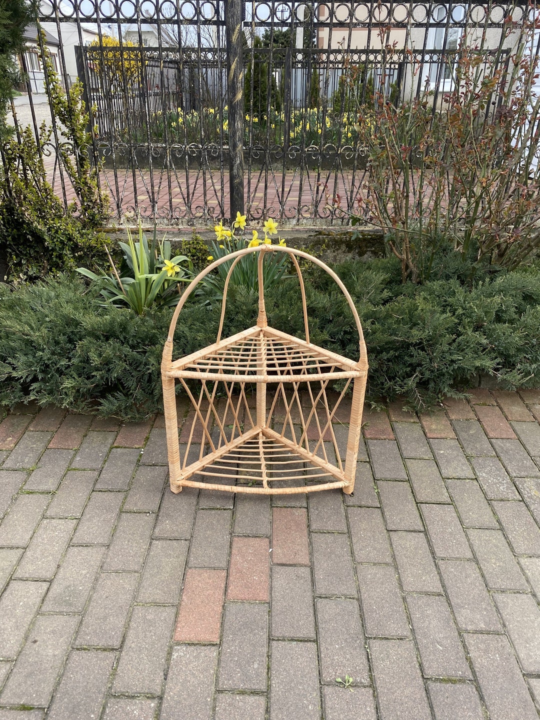 Wicker Corner Shelf, Rattan Shelf Corner, Mid Century Shelf, Display ...