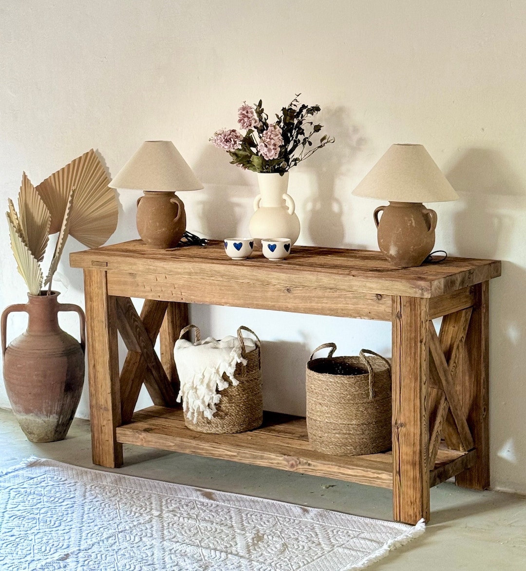 Farm style entry table store