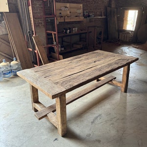Reclaimed Barnwood Dining Table: Rustic Farmhouse Solid Oak Kitchen ...