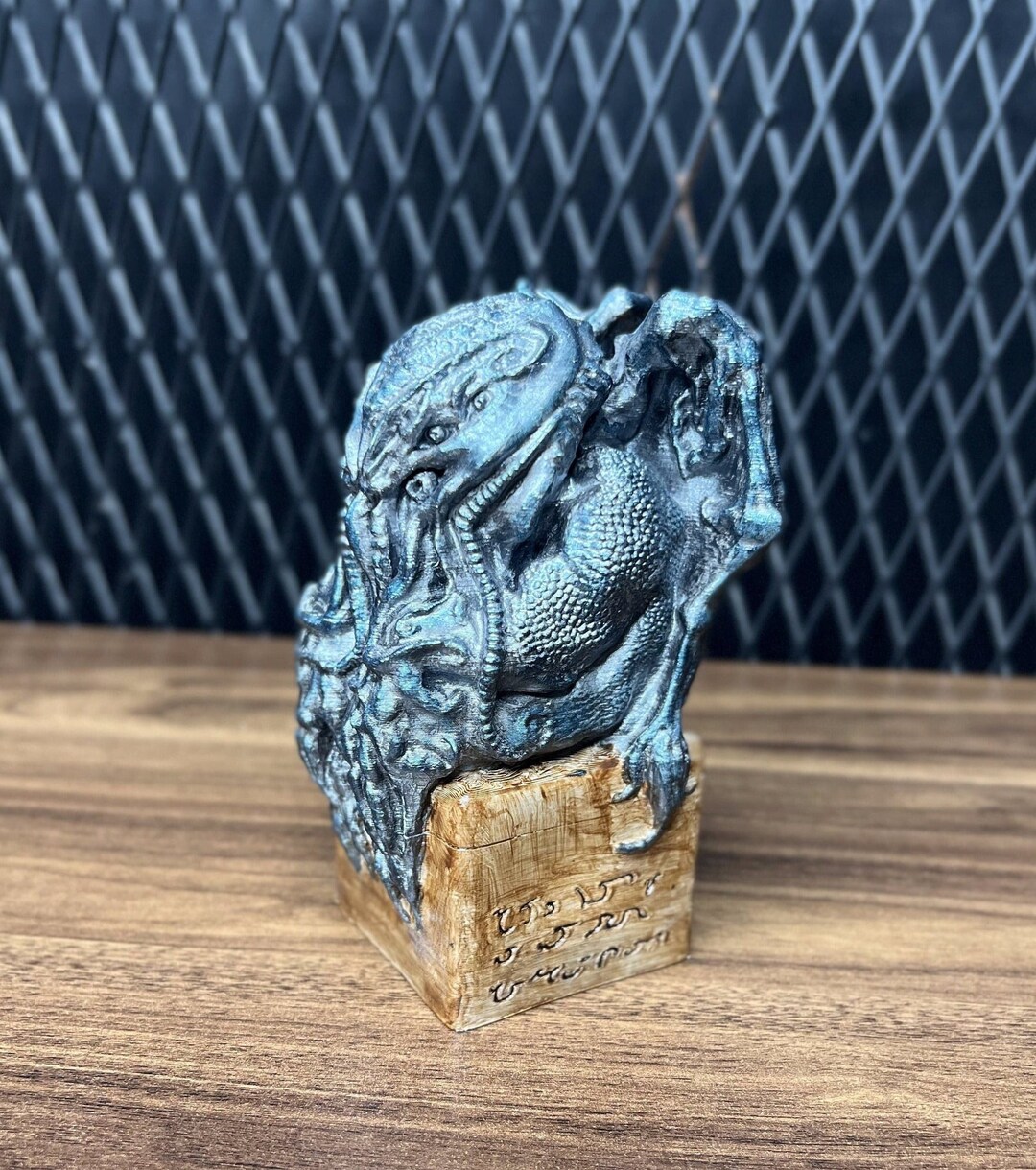 Call of Cthulhu Statue Lovecraft Figure Cthulhu Decor - Etsy