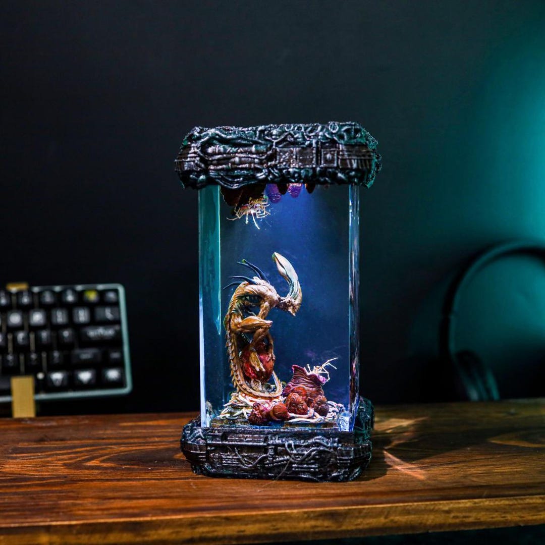 Alien Xenomorph Star Wars Lamp Ver 4 Lamp, Custom Resin Night Light ...