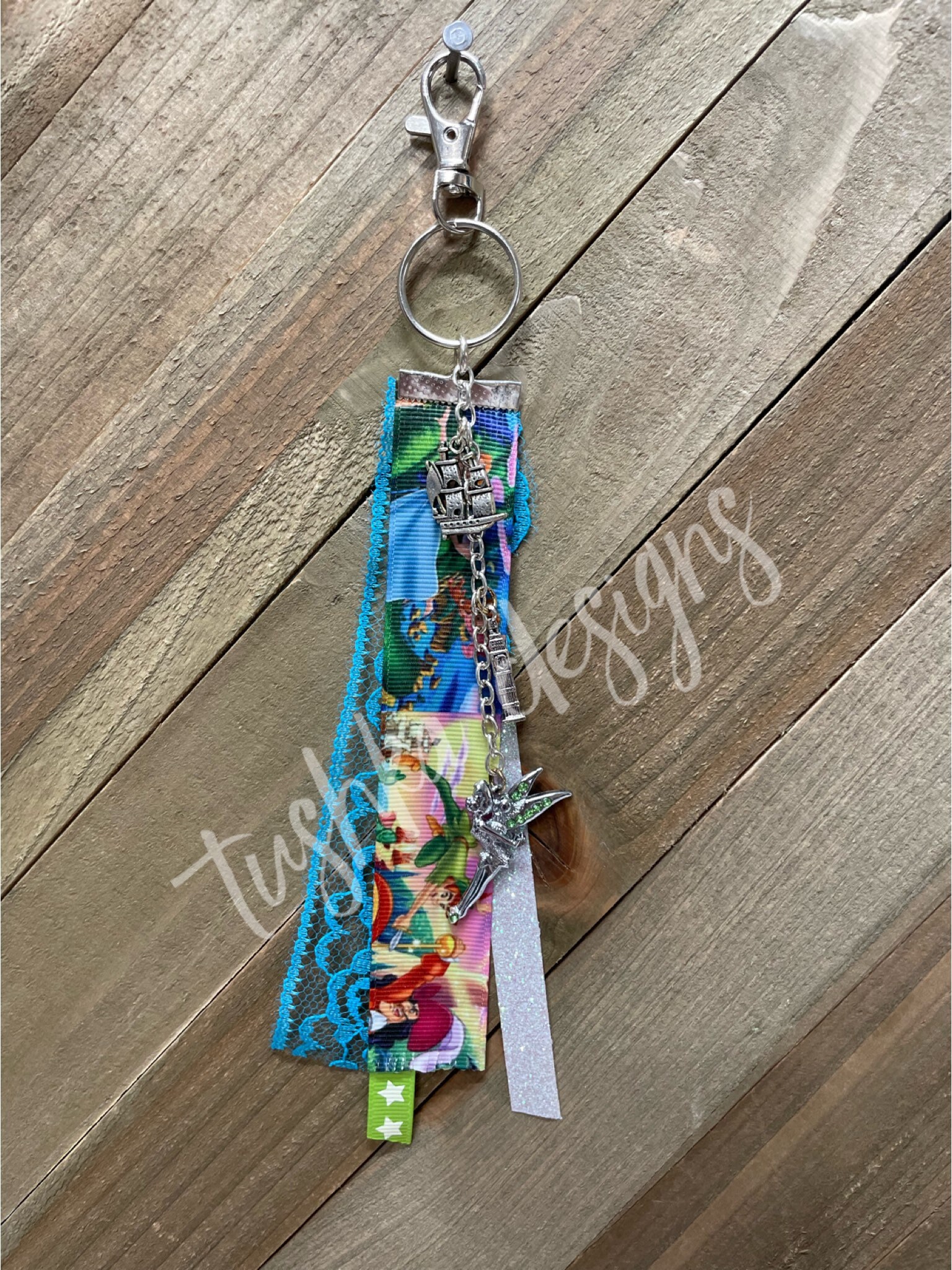 Peter Pan Disney Boho Keychain - Etsy
