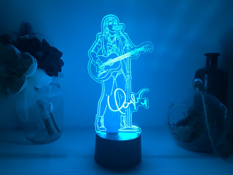 Taylor Swift LED Night Light - Etsy