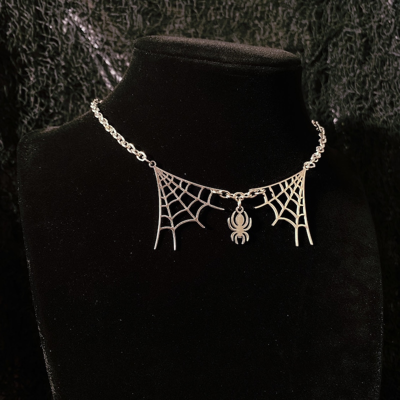 Spider Web Necklace - Etsy