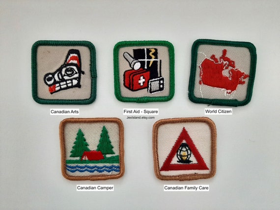 Vintage Scouts Canada Wolf Cub Badges - Gem