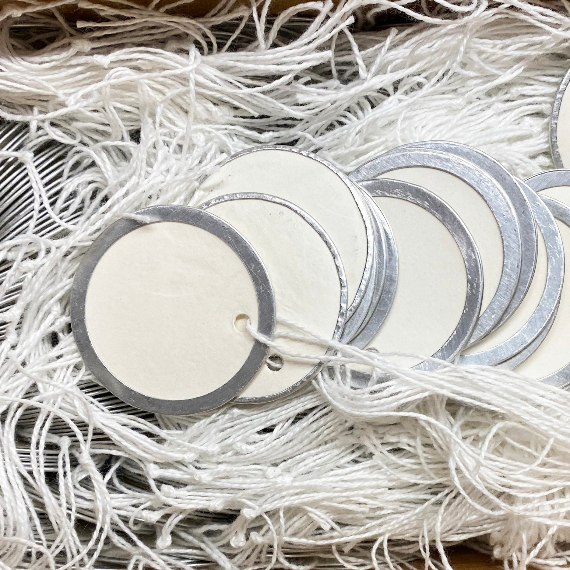 Blank Metal Rimmed Paper Circle Tags for Gifts Favors Goodie - Etsy