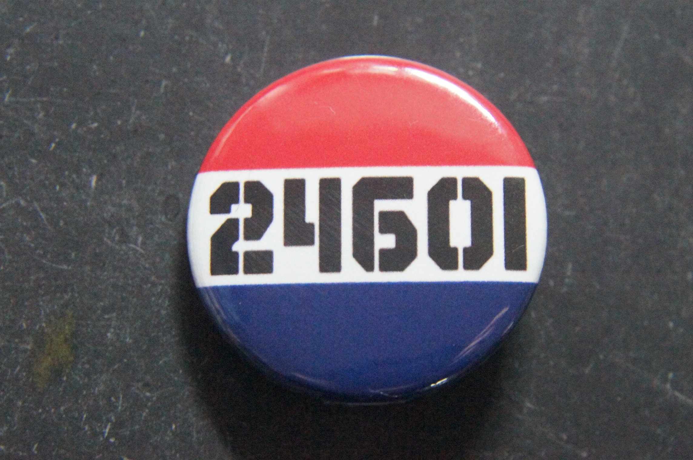 24601 Button Badge - Jean Valjean's Prisoner Number - Les Misérables - Etsy
