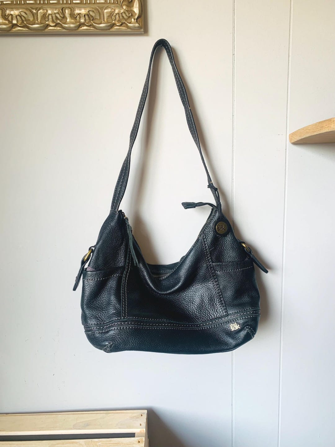 The Sak Kendra Shoulder Black Leather Hobo Bag Zip Closure Classic Sak ...