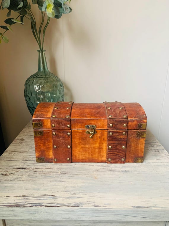 Vintage Treasure Chest Jewelry Box Pirates Chest Rust… - Gem