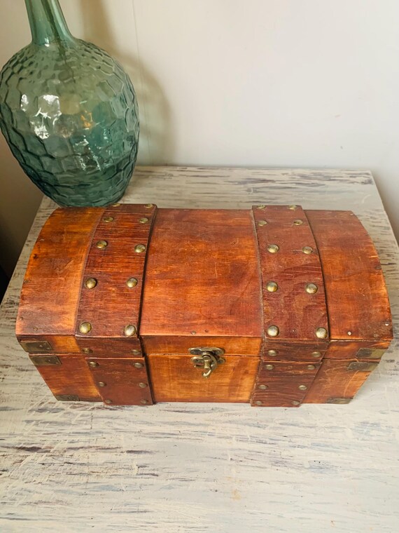 Vintage Treasure Chest Jewelry Box Pirates Chest Rust… - Gem