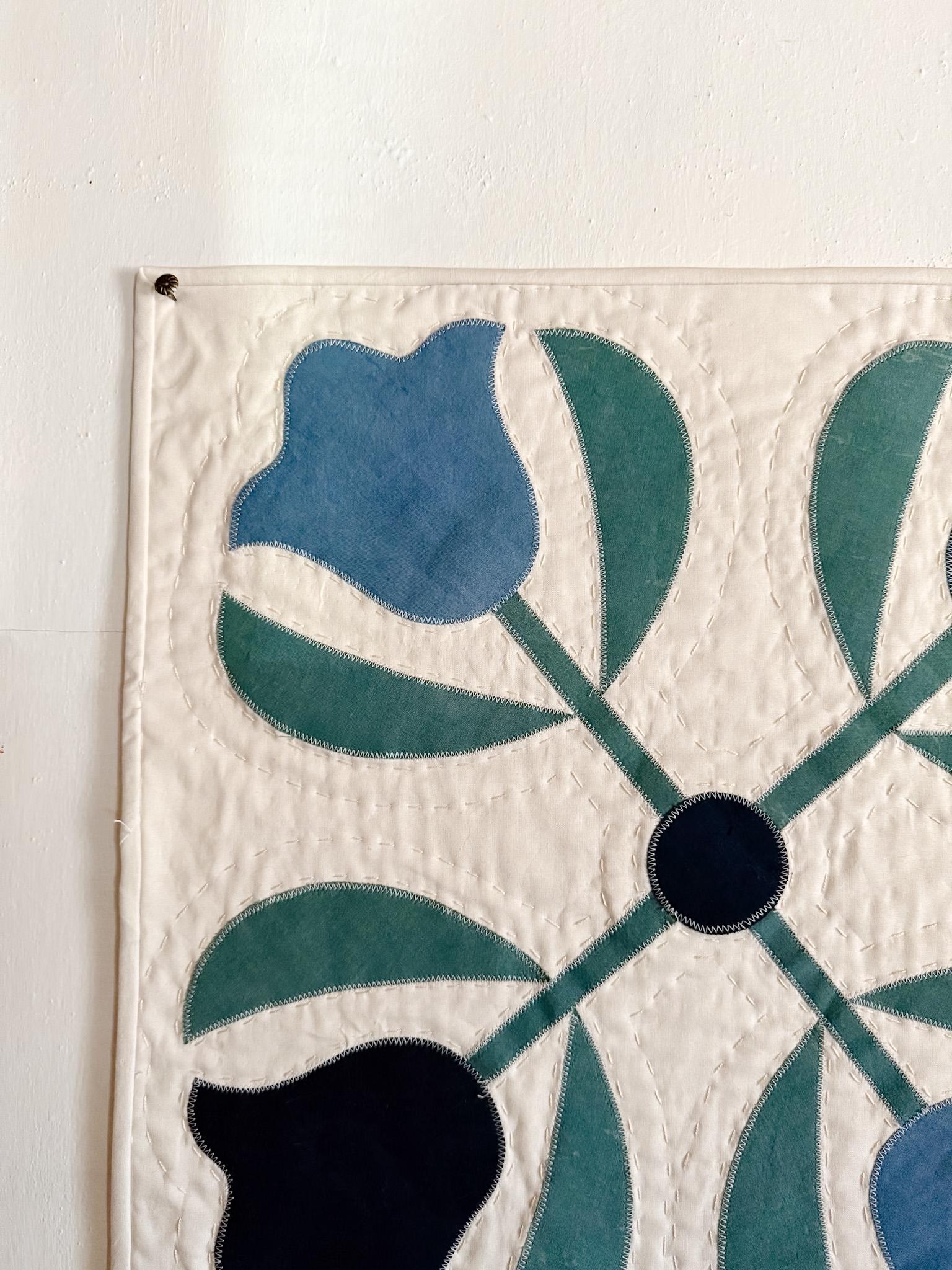 Tulip Appliqué Wall Hanging Quilt Pattern – Beginner Appliqué Quilt ...