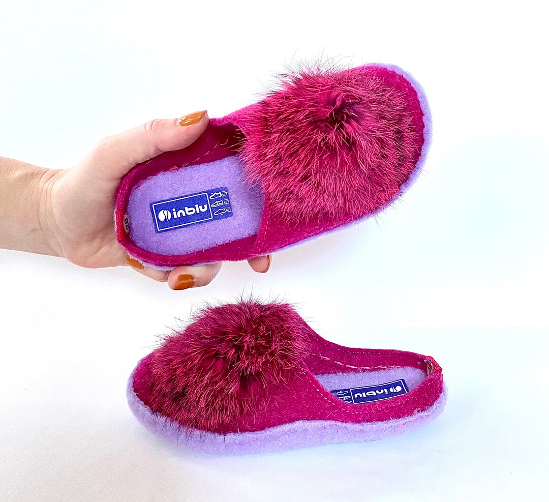Girls Fur Slippers With Pom Poms, Pink Color, Soft and Warm Home Slides ...