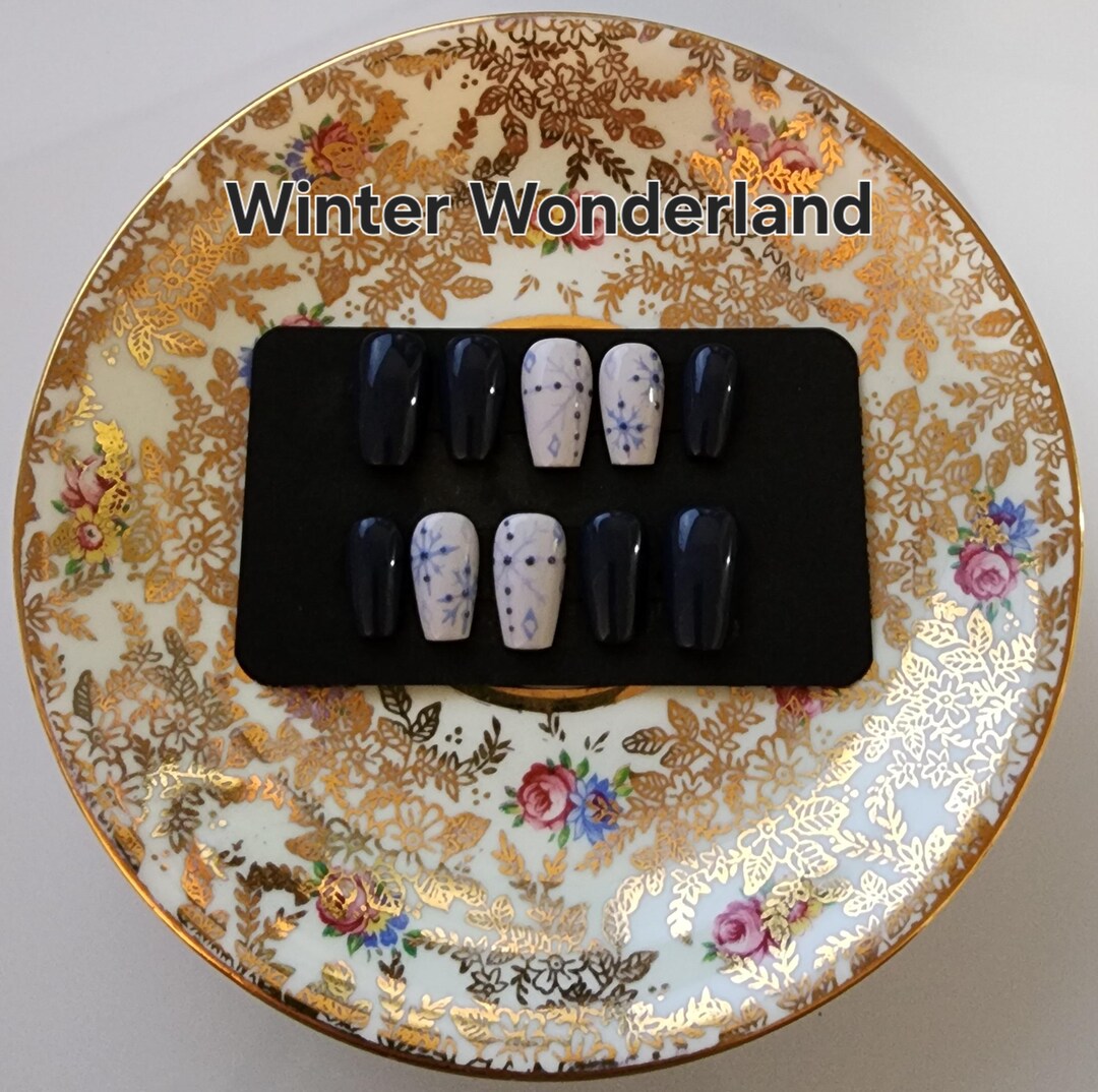 Winter Wonderland - Press on Nails - Etsy
