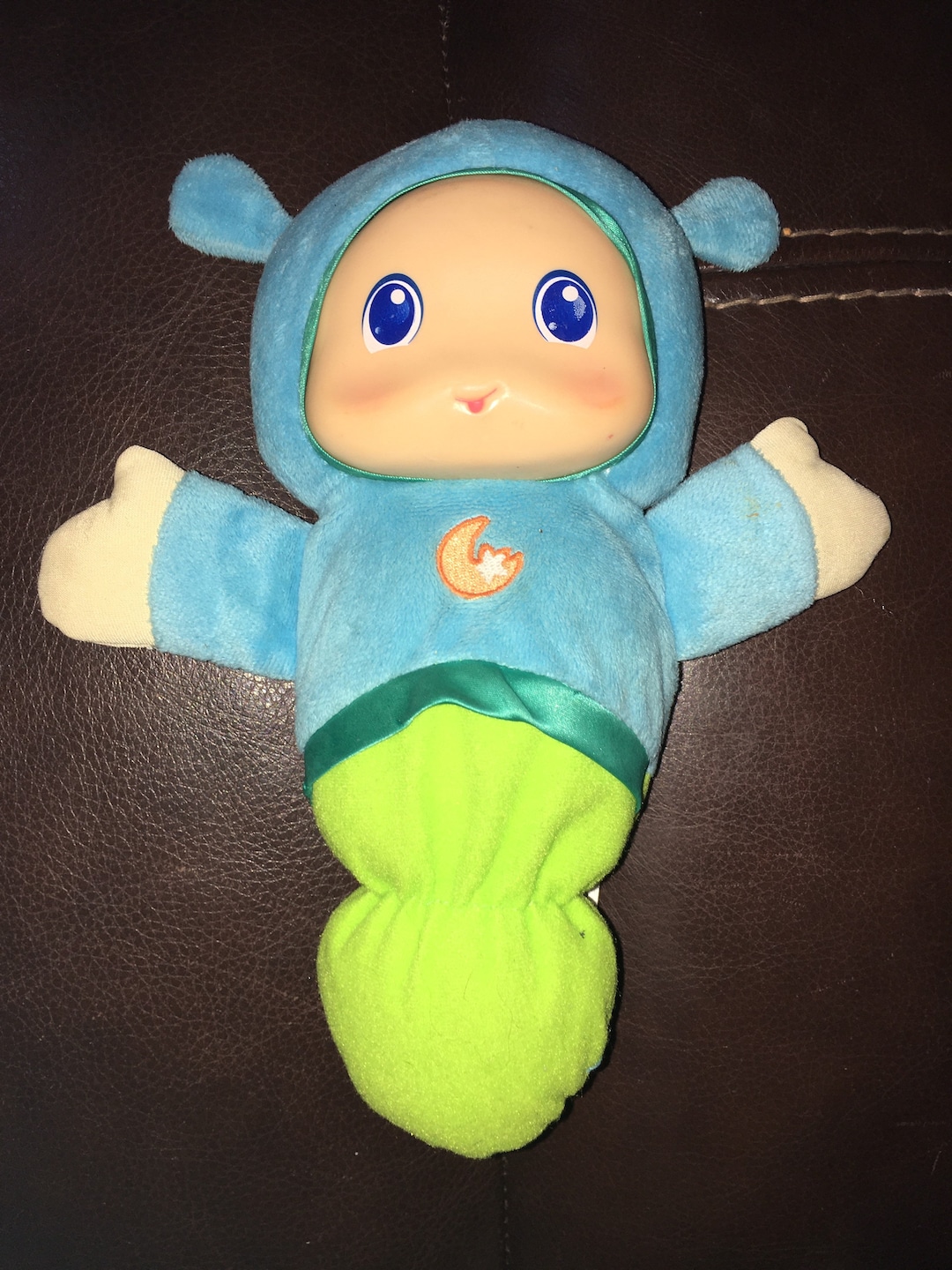 2011 Hasbro Playskool Glo Worm Glow Light up Plush Toy. No Guarantees ...