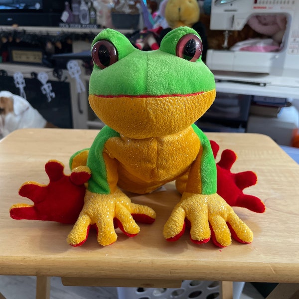 Green Tree Frog Plush - Etsy