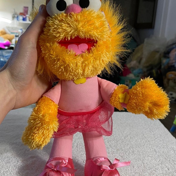 Sesame Street Zoe - Etsy