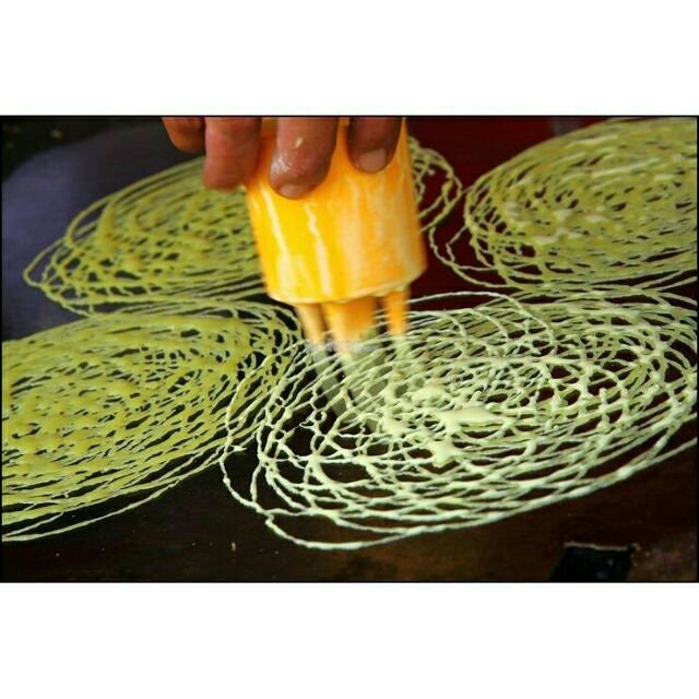 New Funnel Lacy Crepe Roti Jala Net Pancake Mold Multipurpose BPA Free ...