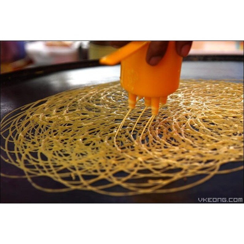 New Funnel Lacy Crepe Roti Jala Net Pancake Mold Multipurpose BPA Free ...