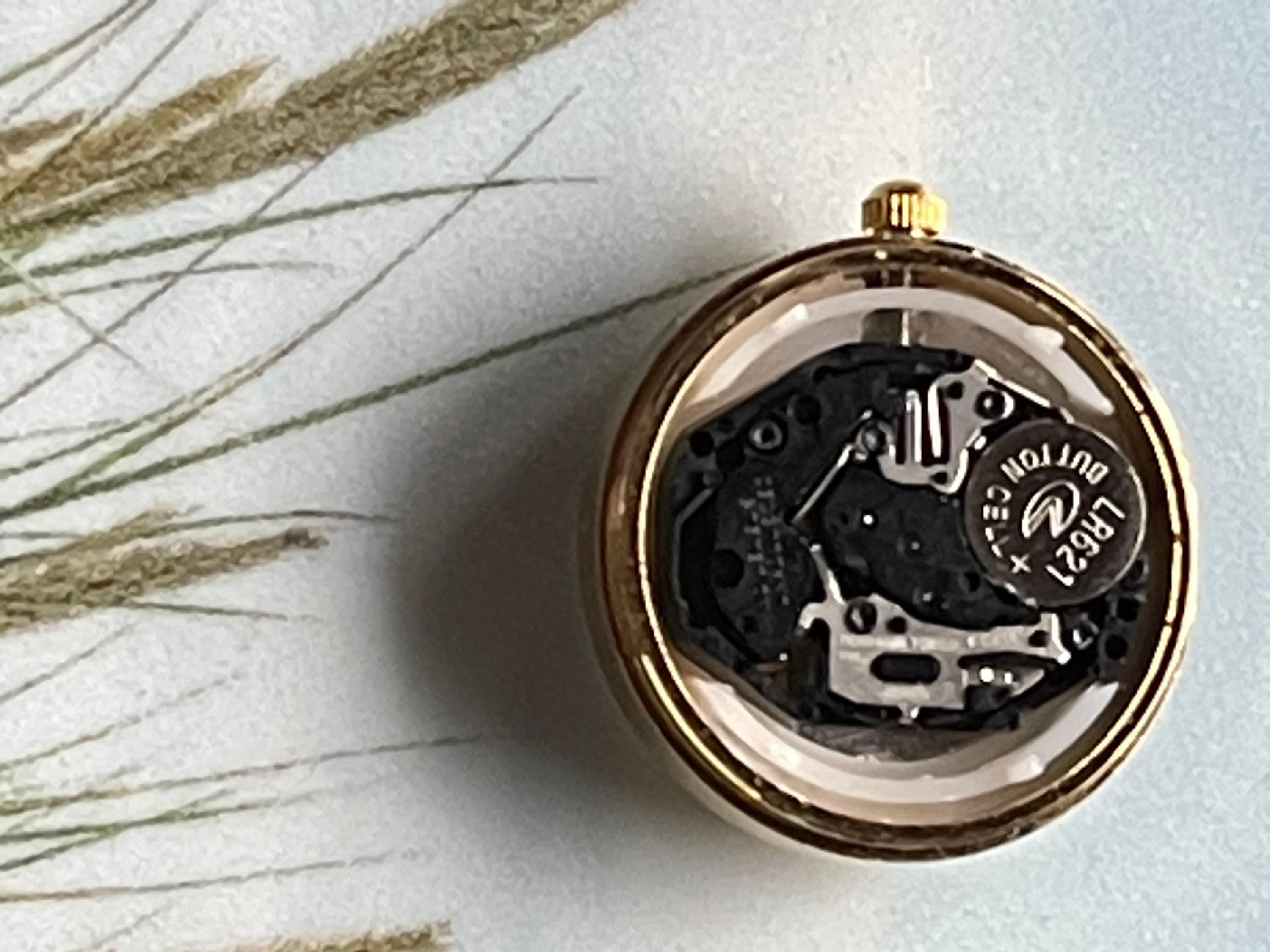 Park Lane Quartz Miniature Clock Desk Display Case Letter Case ...