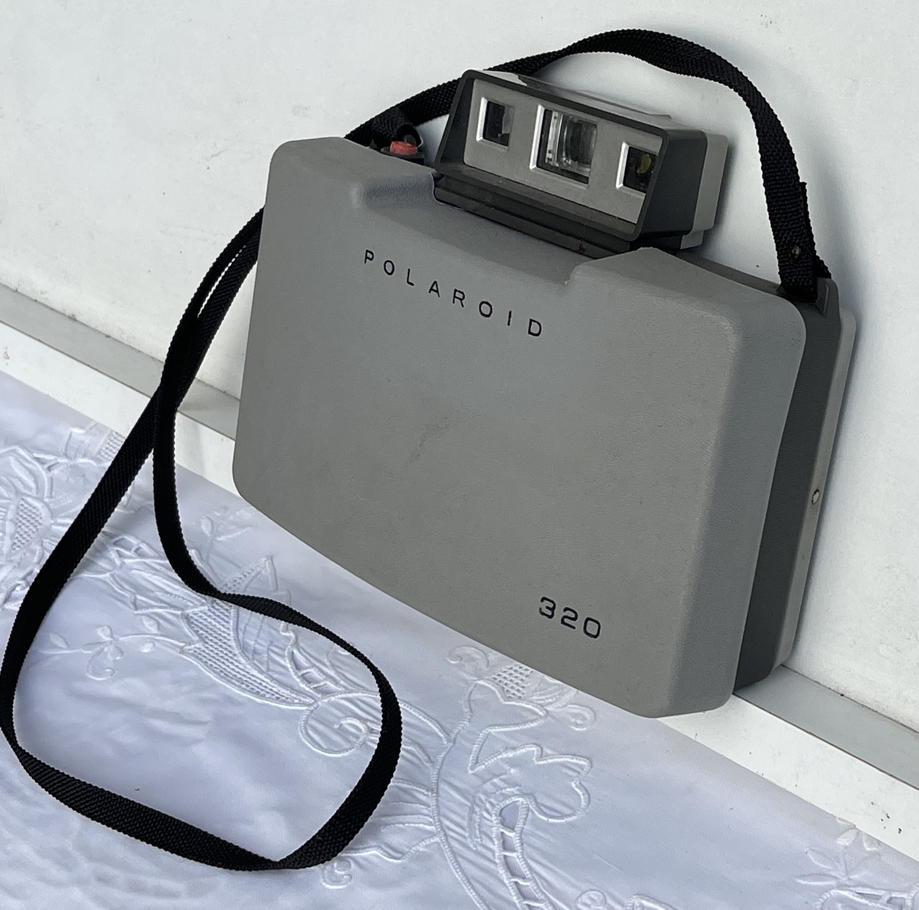 Polaroid Automatic 320 Land Camera 1960s - Etsy