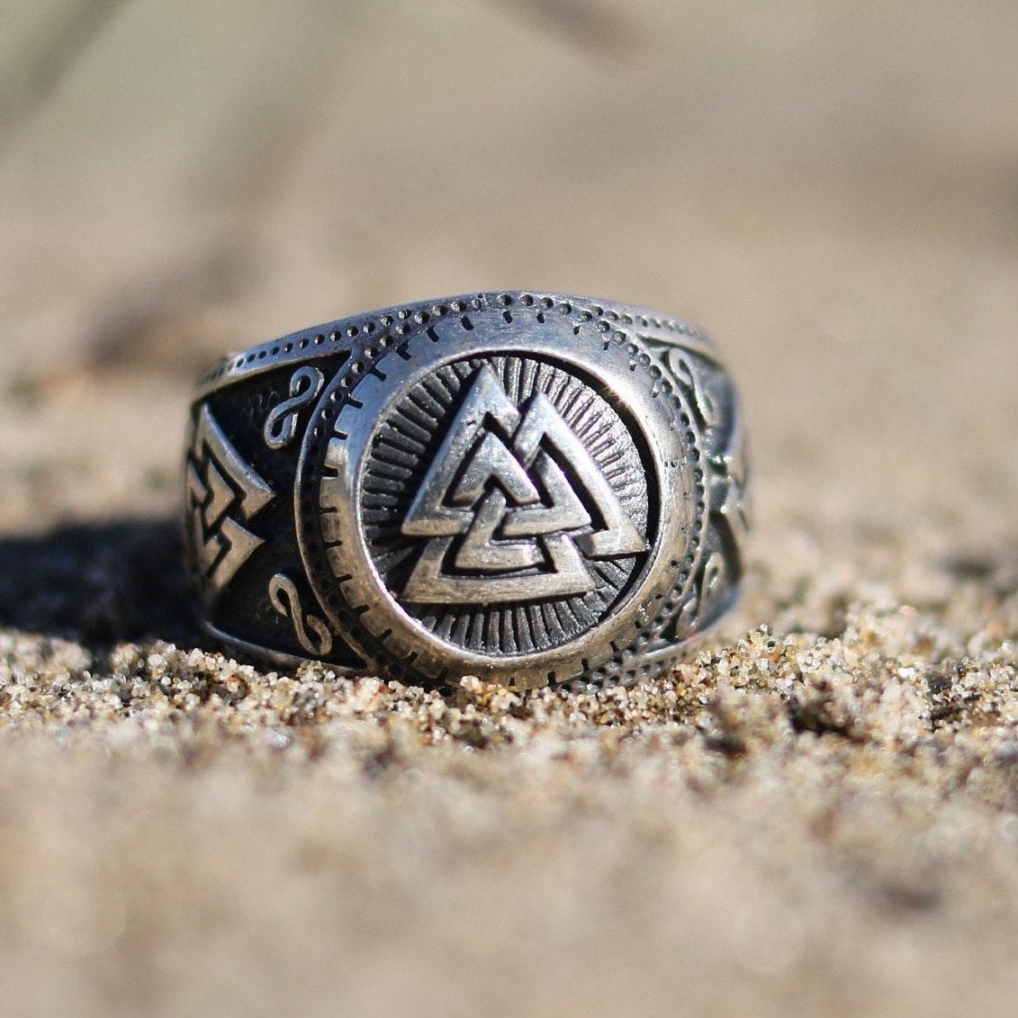 Valknut Ring