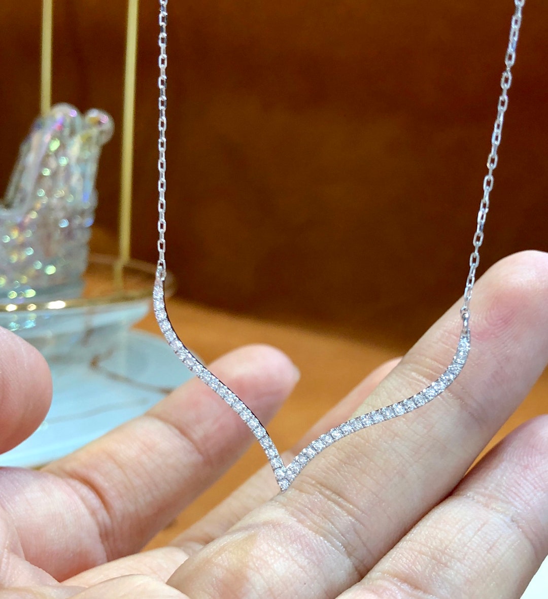 0.30ct Real Diamond V Shape Necklace, 18K Gold Sparky Chevron Necklace ...