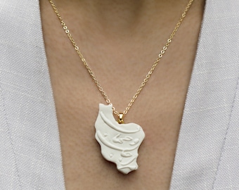Iran Map Necklace - Etsy