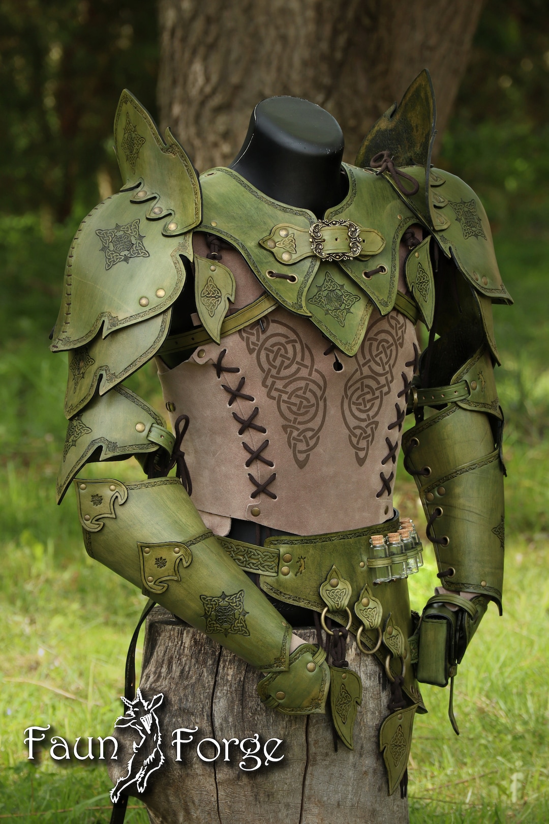 Glade Guard Elven Ranger Set: Pauldrons, Gorget, Vest, Bracers, Leather ...