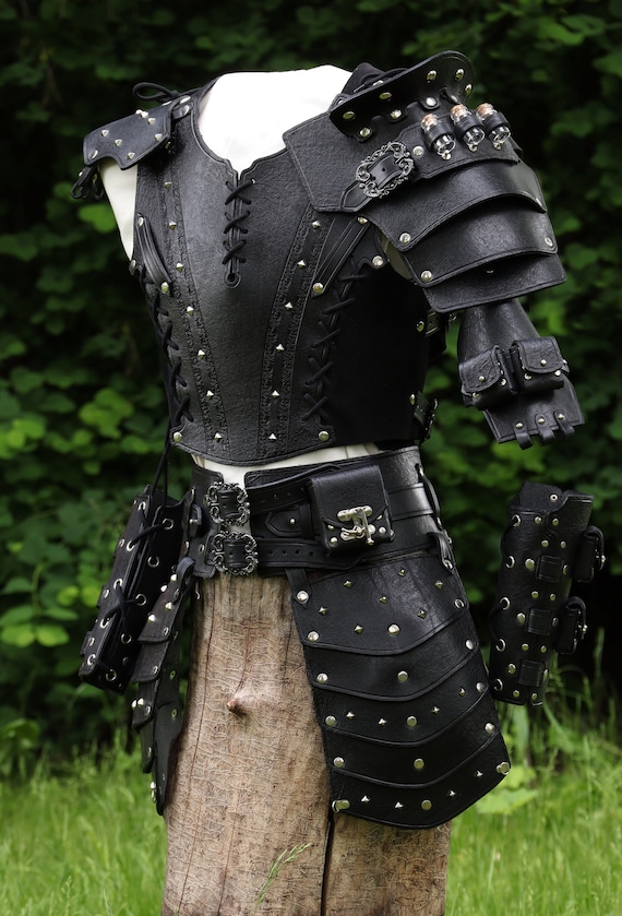 Witcher Rogue Armor With Tasset and Pair of Bracers - Etsy