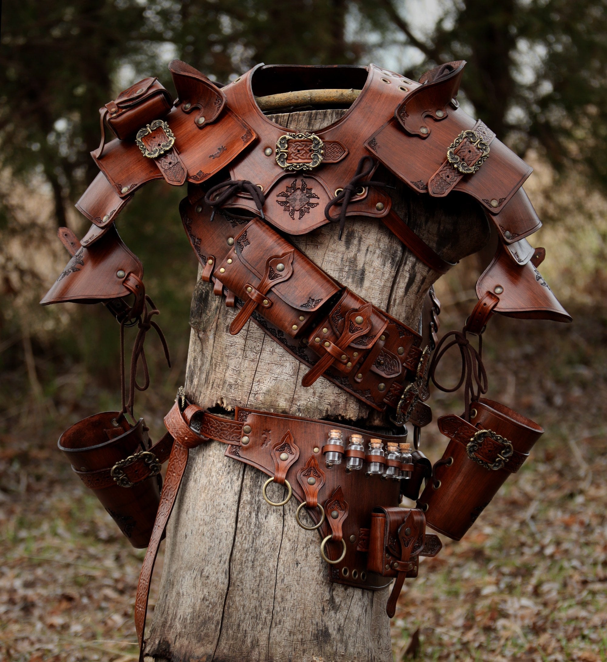 Costume Leather Set Larp Ranger, Pauldrons Gorget Bandolier Bracers ...