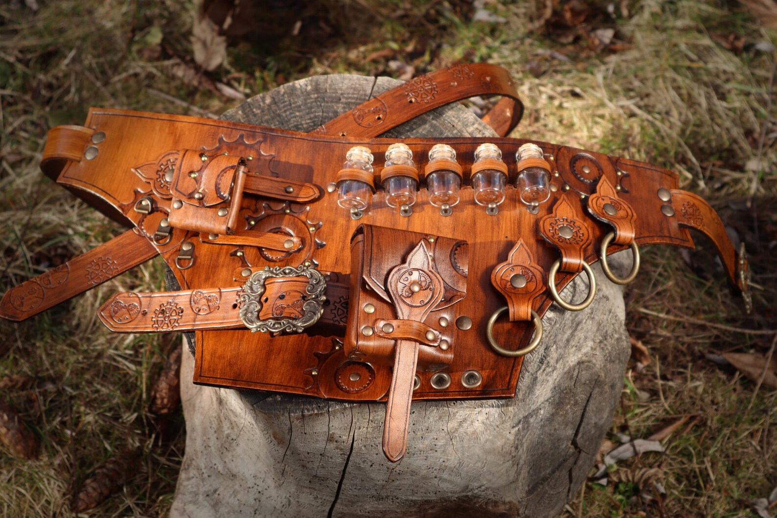 Alchemist Steampunk Belt Druid Bottle Holder RIGHT Side - Etsy