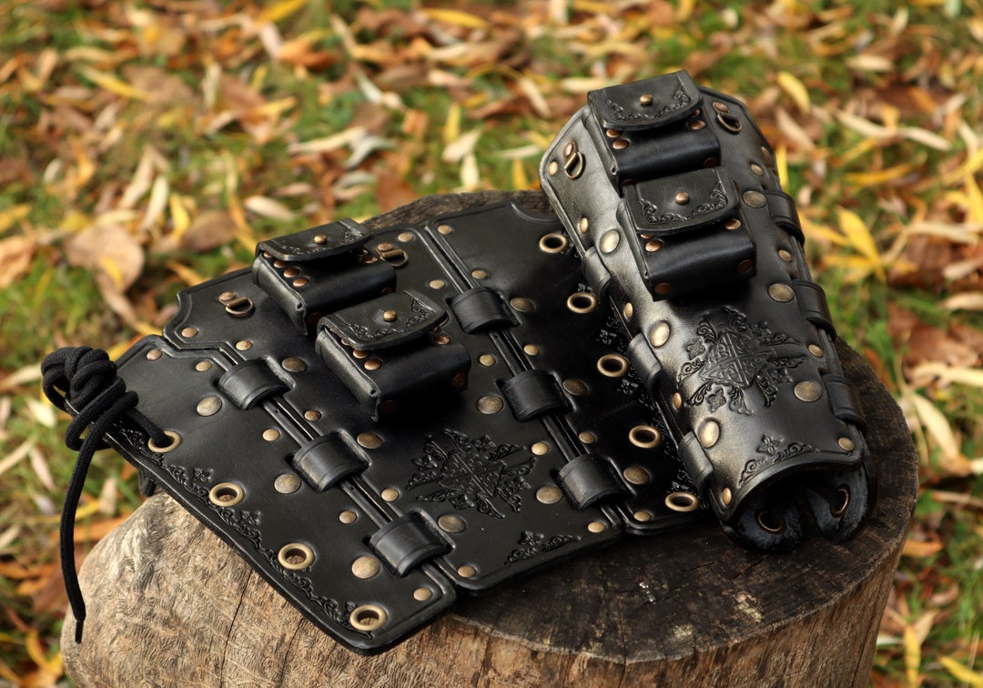 Witcher Assassin Bracers, Tiny Pouches - Larp Armored Cuff - Etsy
