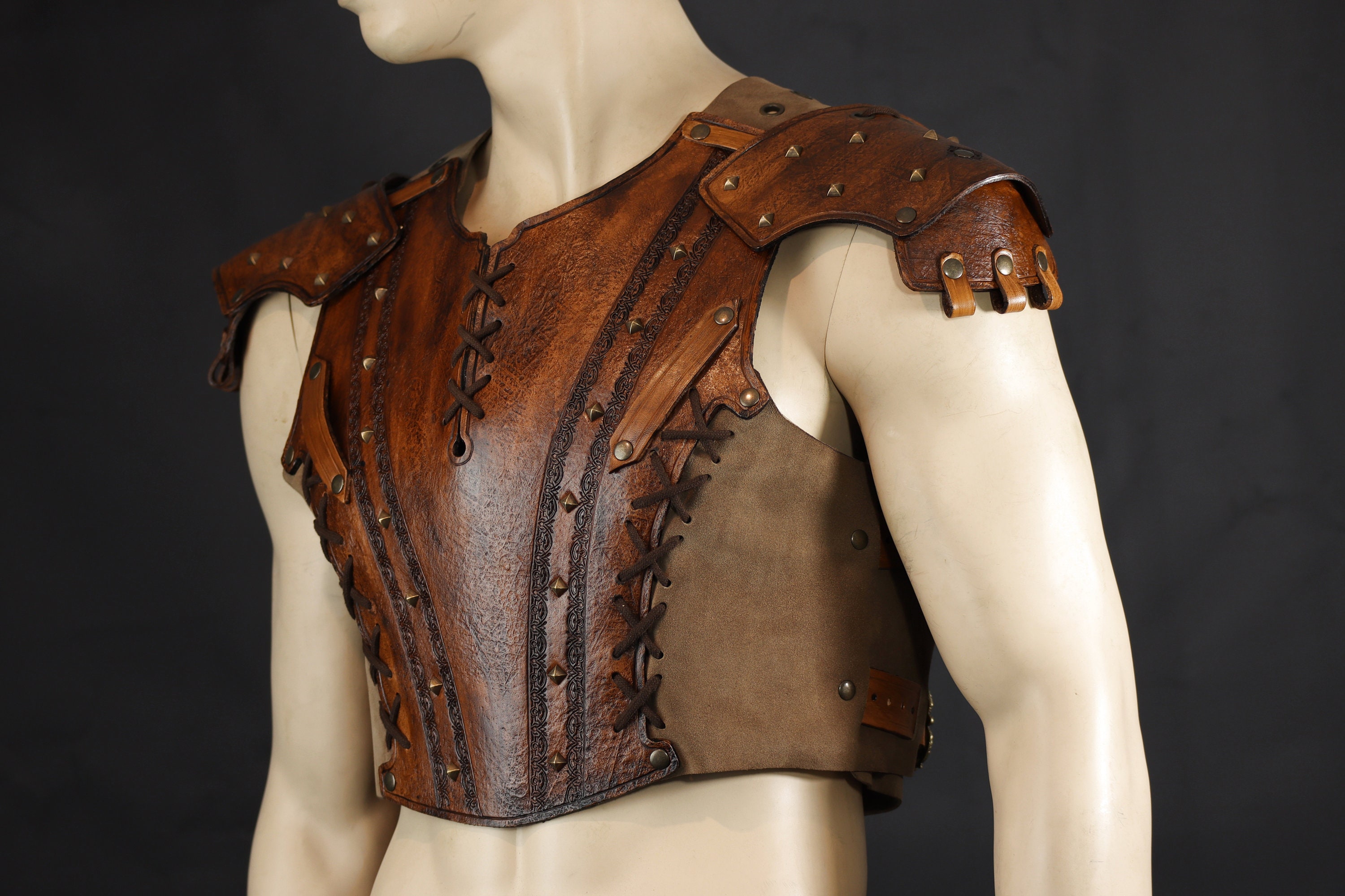 Witcher Rogue Armor With Tasset and Pair of Bracers - Etsy