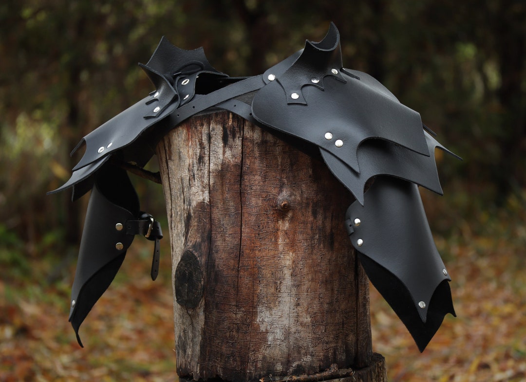 Dark Elf Drow Druchi Leather Shoulders Armor for Larping Rivets - Etsy