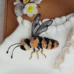 Brooch Crystal Bee Wasp Pin. 3d Golden Insect. Jewelery Embroidered ...