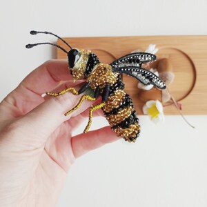 Brooch Crystal Bee Wasp Pin. 3d Golden Insect. Jewelery Embroidered ...