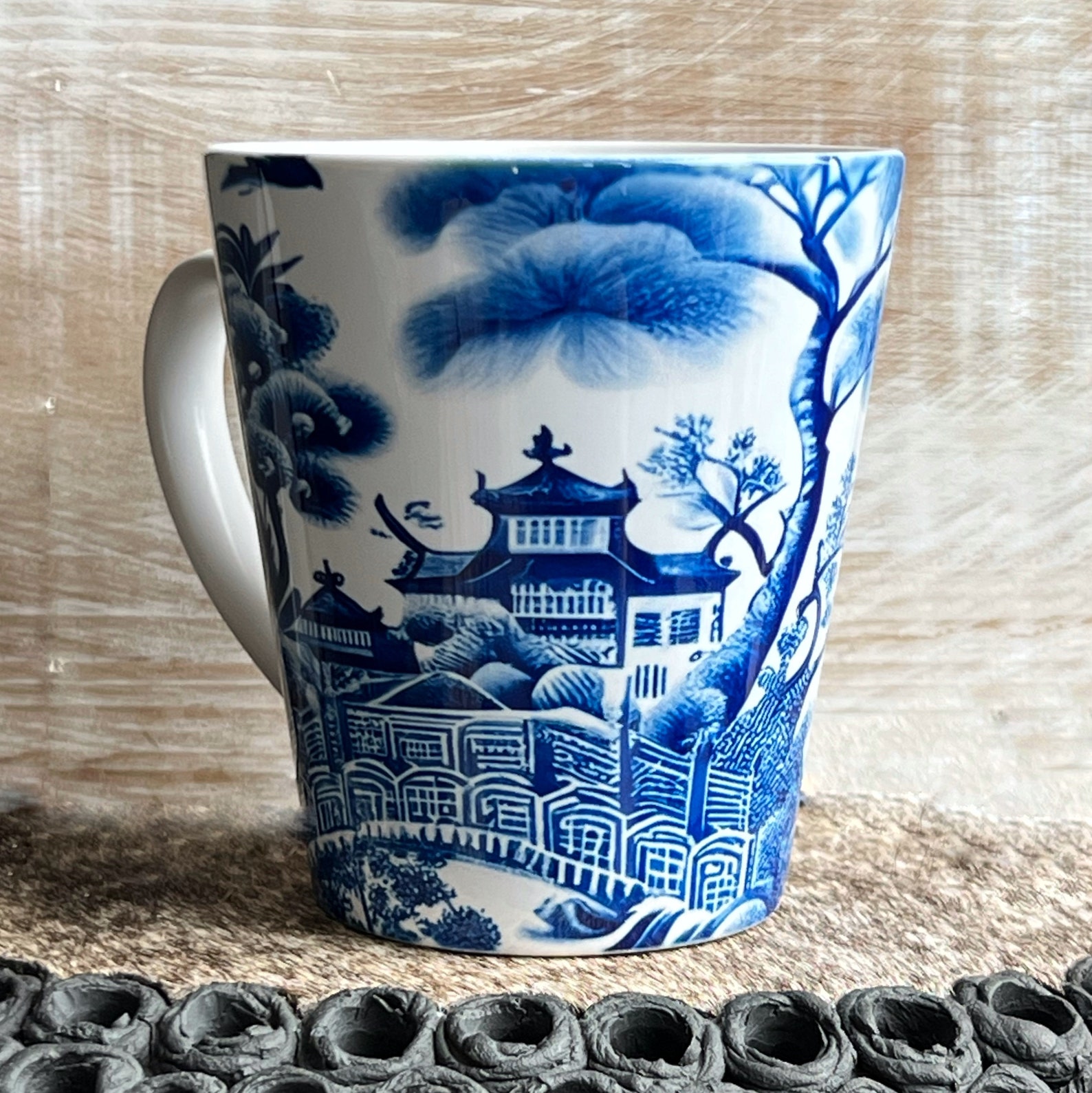 Blue Willow Cup, Vintage Blue Willow Inspired Pattern, Blue Willow Mug ...