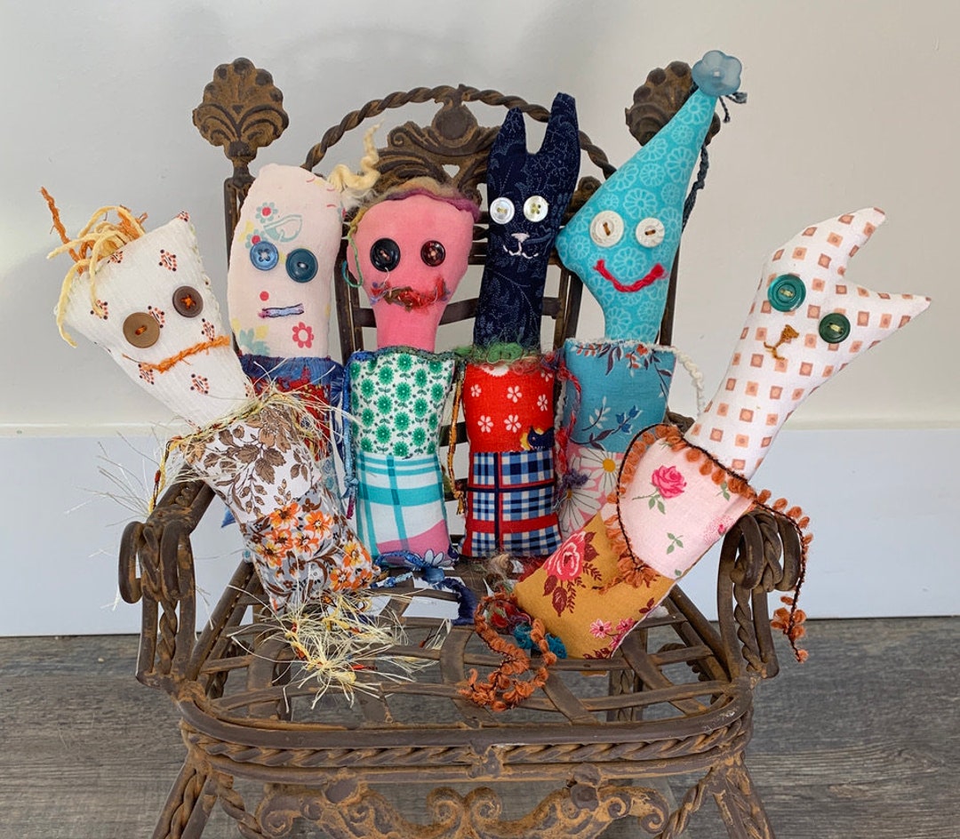 Mini Worry Dolls Great Gift for the Holidays - Etsy