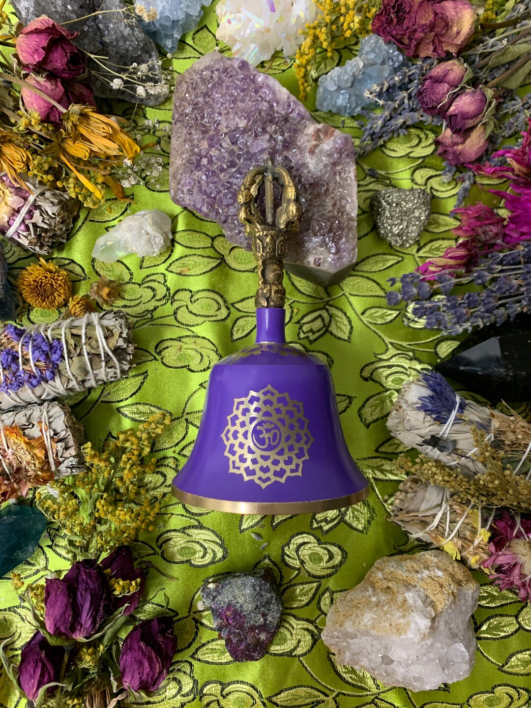 Crown Chakra Bell (note B) - Etsy
