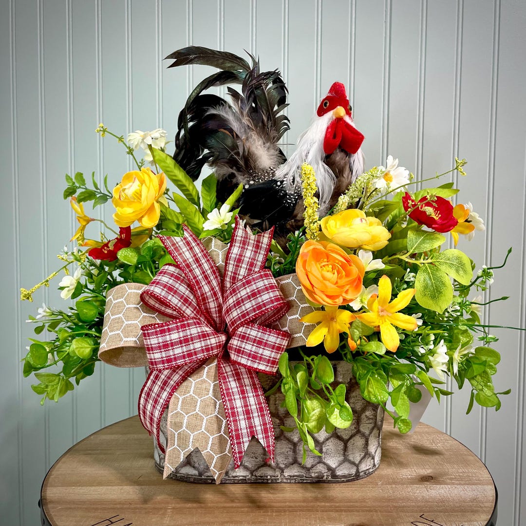 Unique Farmhouse Rooster Chicken Centerpiece - Rustic Farmhouse Kitchen ...