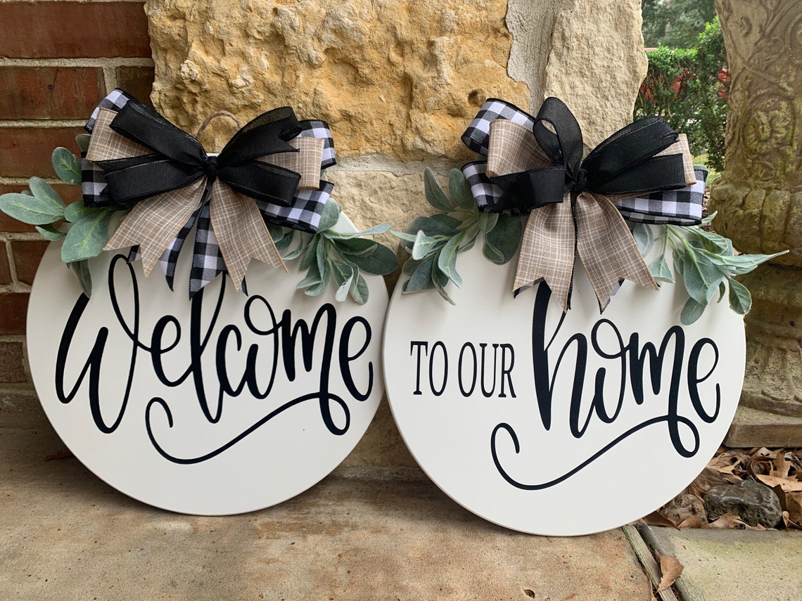Double Door Welcome Wood Hanger's Double Door Welcome - Etsy