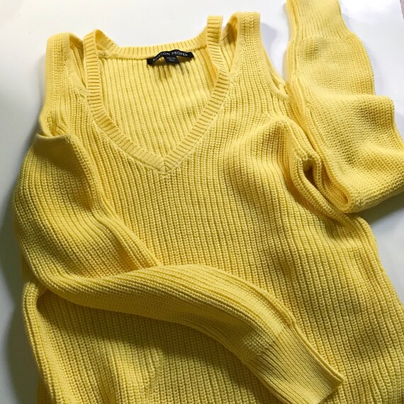 Boston Proper Buttercream Yellow 90s Cutout Chunky Sw… - Gem