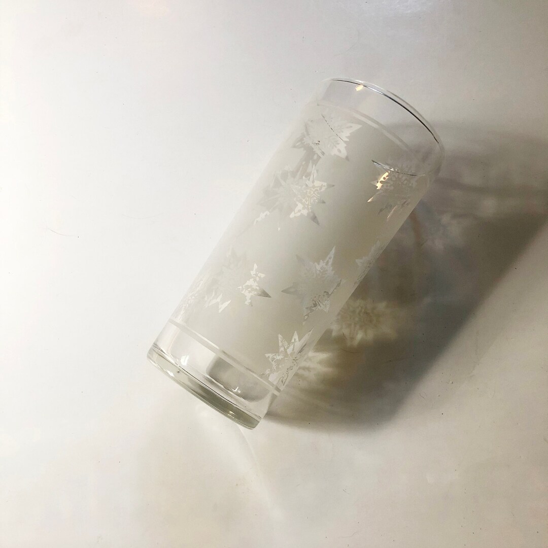 Frosted Snowflake Tall Vintage Glass Juice or Iced Tea Tumbler ...