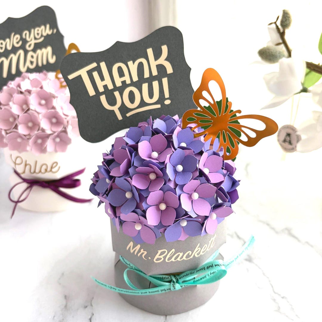 Handmade Paper Flower Gift Box | Carnation, Hydrangea, Custom Note (LED ...