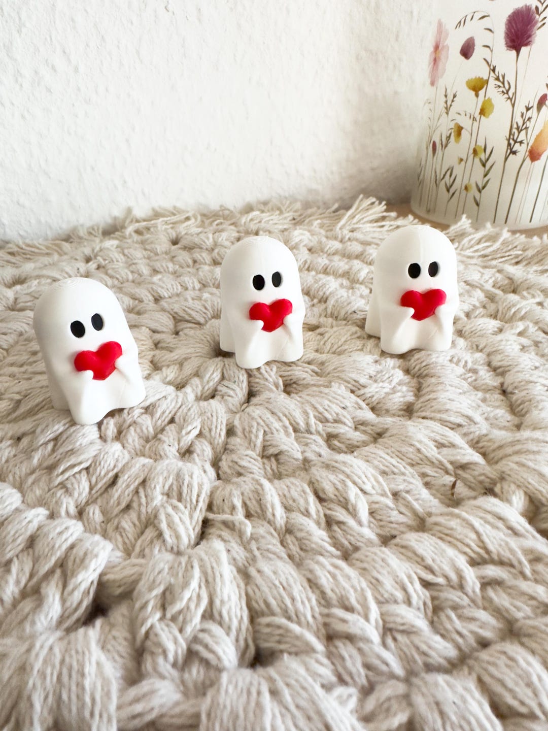Ghost With Heart (3-pack), Halloween Ghost Middle Finger, Scary Ghost ...